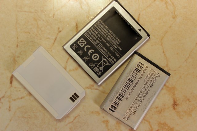 How to Reset a Cell Phone Battery in the Freezer | Techwalla