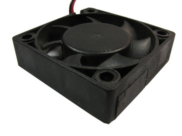 How to Connect a Case Fan With Molex | Techwalla