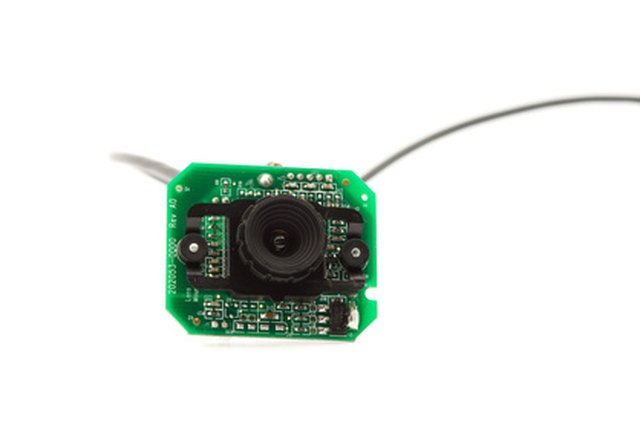 How to Turn on the Webcam on a Dell Inspiron | Techwalla