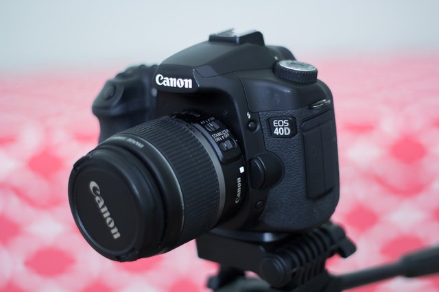 How to Set the Self-Timer on a Canon EOS 40D | Techwalla