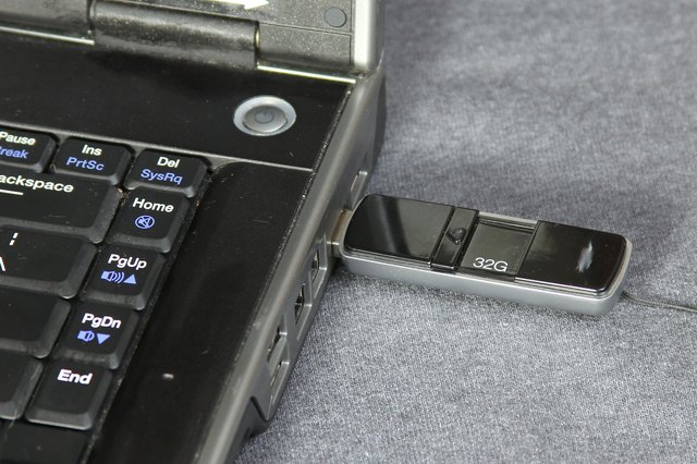 What Is the Power Output for a USB Port? | Techwalla