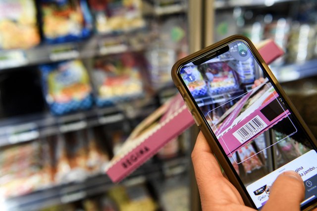 Yuka App Scans Food & Cosmetic Barcodes to Help You Make Informed ...