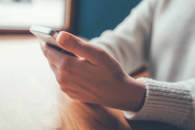 Definition of a Factory Unlocked iPhone | Techwalla