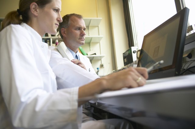 Role of Computers in Medical Lab Technology | Techwalla