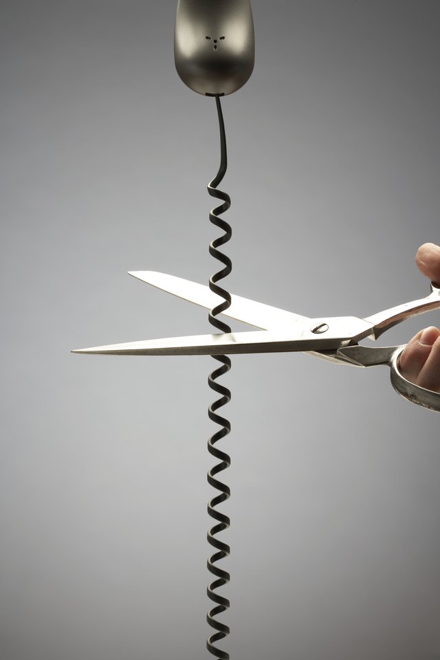 How to Make a Cell Phone Sound Disconnected | Techwalla