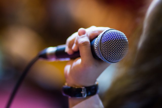 How to Use a Rock Band Microphone as a PC Mic | Techwalla