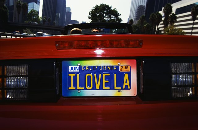 How to Use a Personalized License Plate Generator | Techwalla