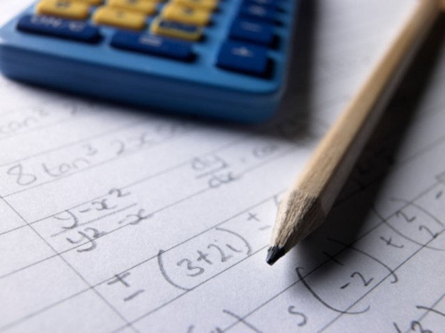 How to Clear the Memory on a Scientific Calculator | Techwalla