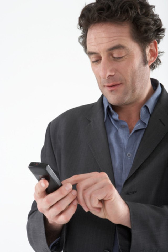 How to Make Your Voicemail Box Seem Full | Techwalla