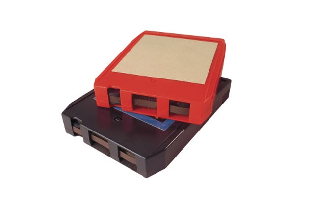 How to Convert an 8 Track Tape to a CD | Techwalla
