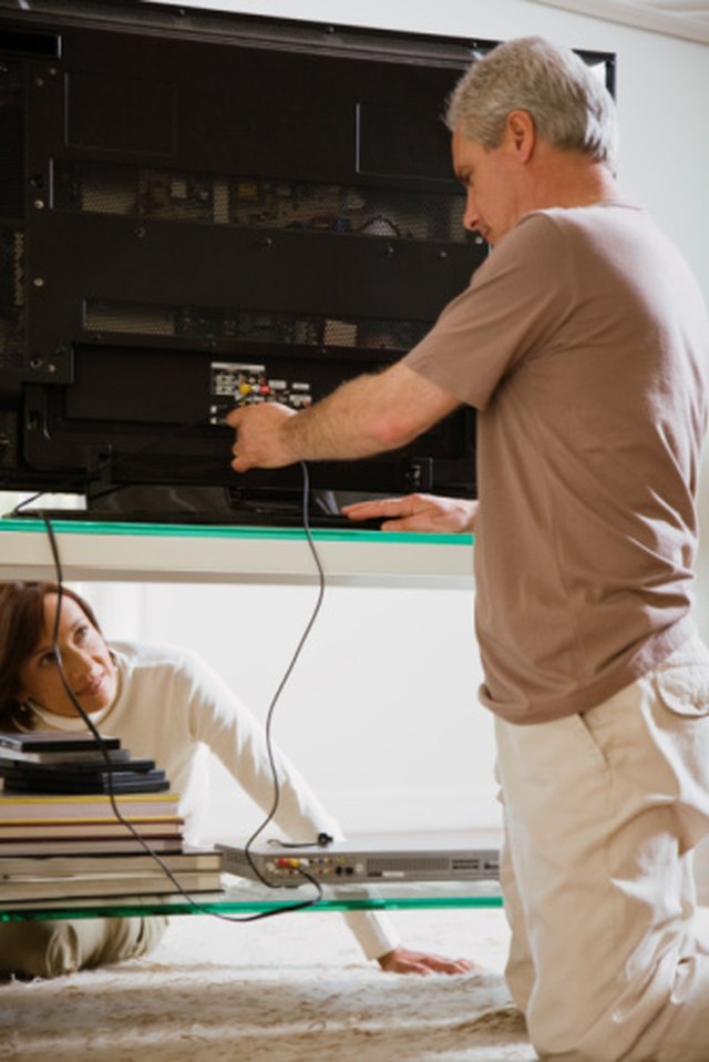 How to Connect HDMI to an Analog TV | Techwalla